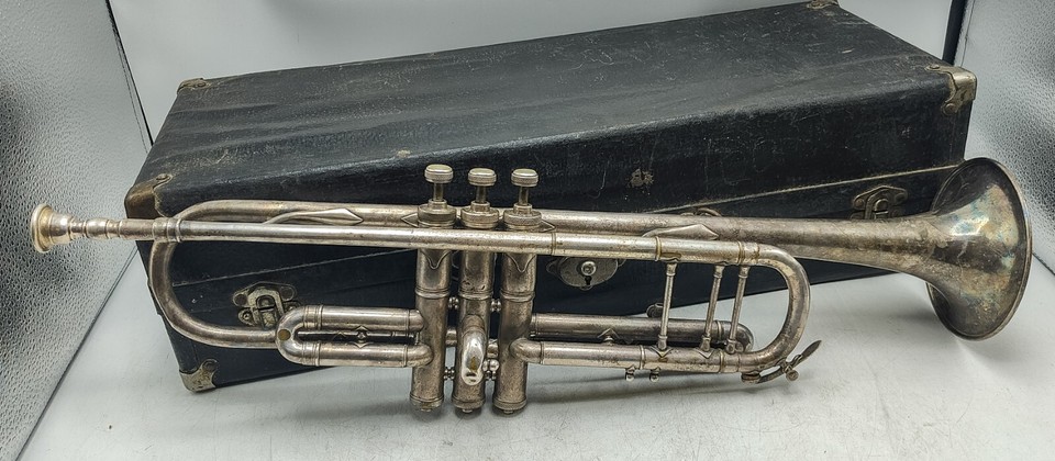 1917 - Buescher Grand Model 9 "Peashooter" Bb LP Trumpet w/ Mouthpiece ...