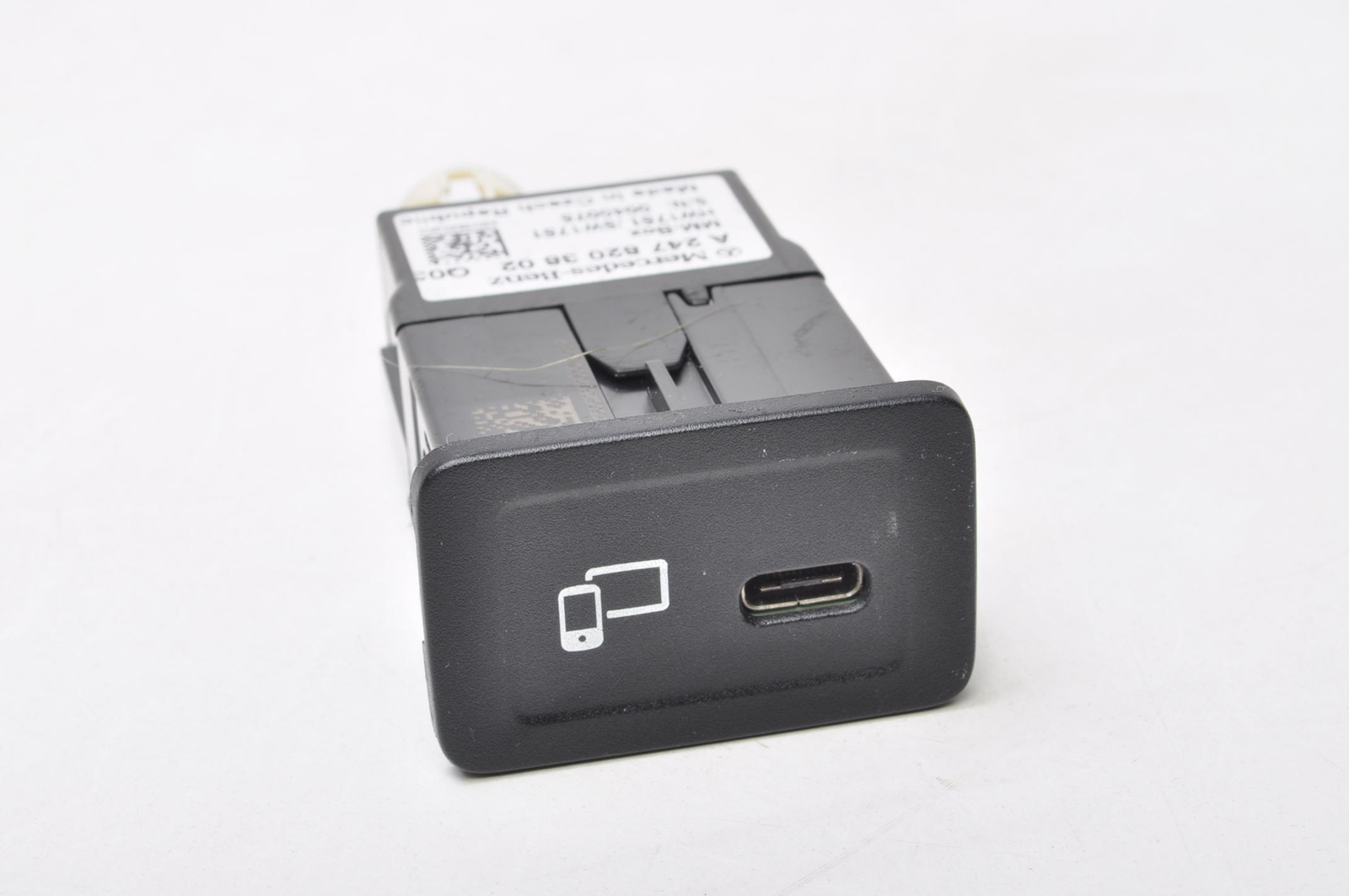 MERCEDES KLASSE A W177 A180d 1.5 8V 116PS USB Anschluss A2478203802 | eBay