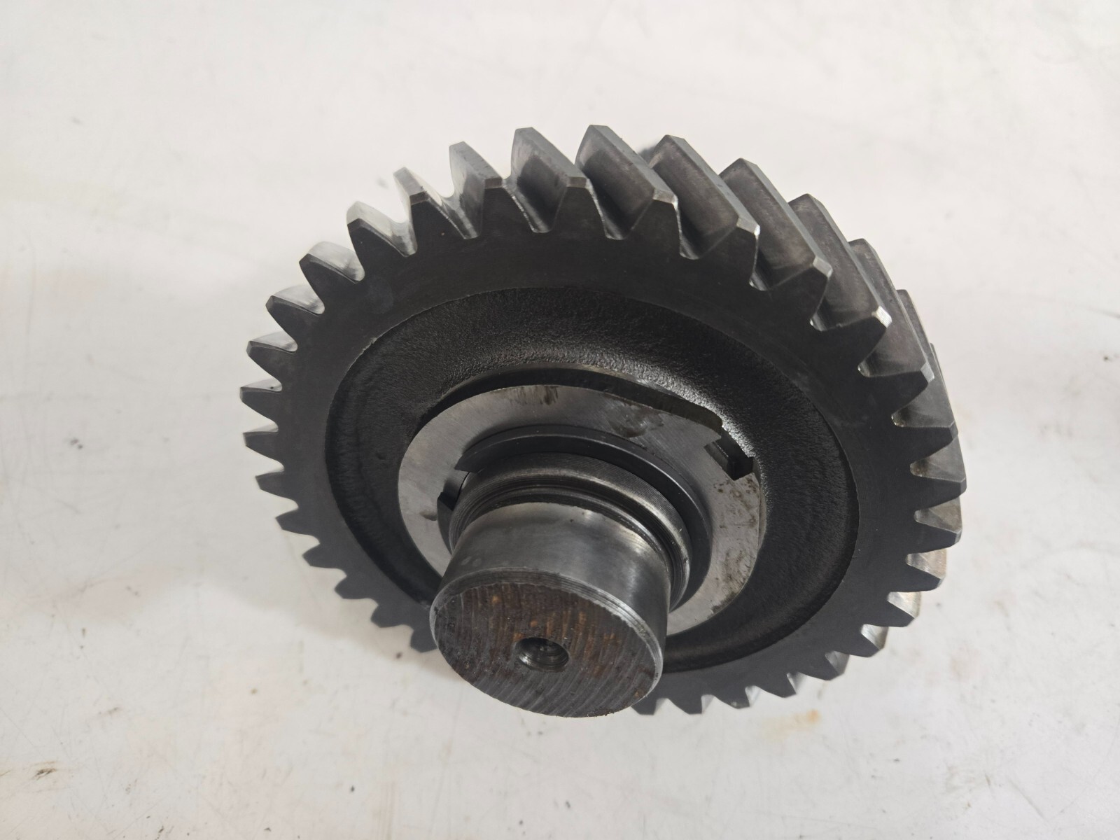 NP205 FRONT OUTPUT SHAFT WITH GEAR 30 SPLINE CHEVY GMC GM | eBay