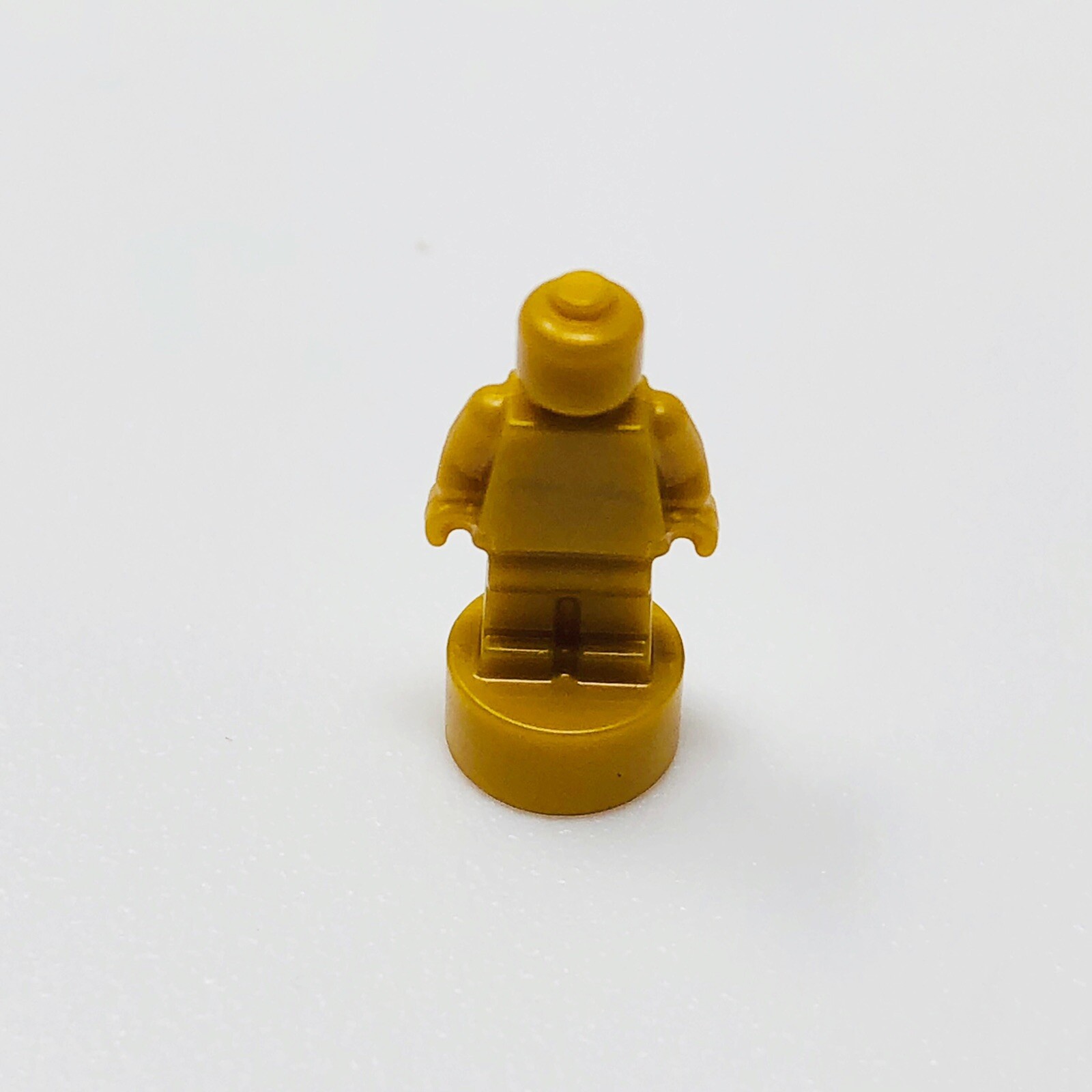 90398 LEGO Parts Minifigure Utensil Trophy Statuette Statue Pearl Gold ...
