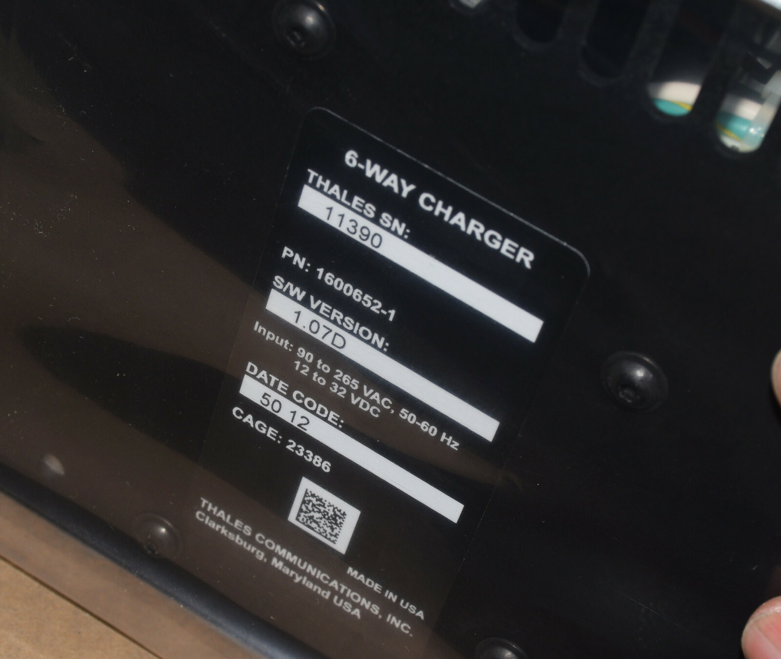 THALES AN/PRC-148 MBITR 1600652-1 6-WAY AC DC INTELLIGENT BATTERY DESK ...