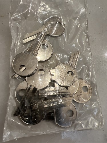 Loit of 10 NEW Ilco C1041B key blank for Chicago Equiv. to Chicago K10 ...