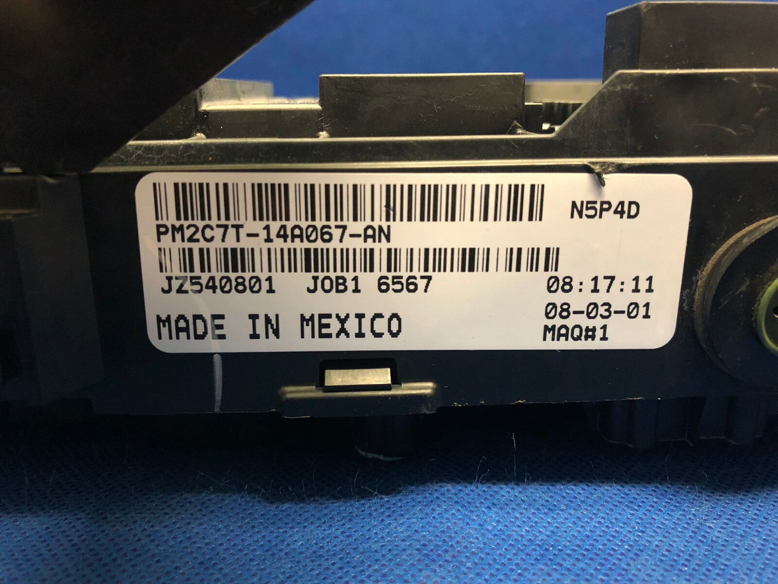 02 FORD EXCURSION INTERIOR FUSE PANEL JUNCTION BOX RELAY MODULE PM2C7T ...