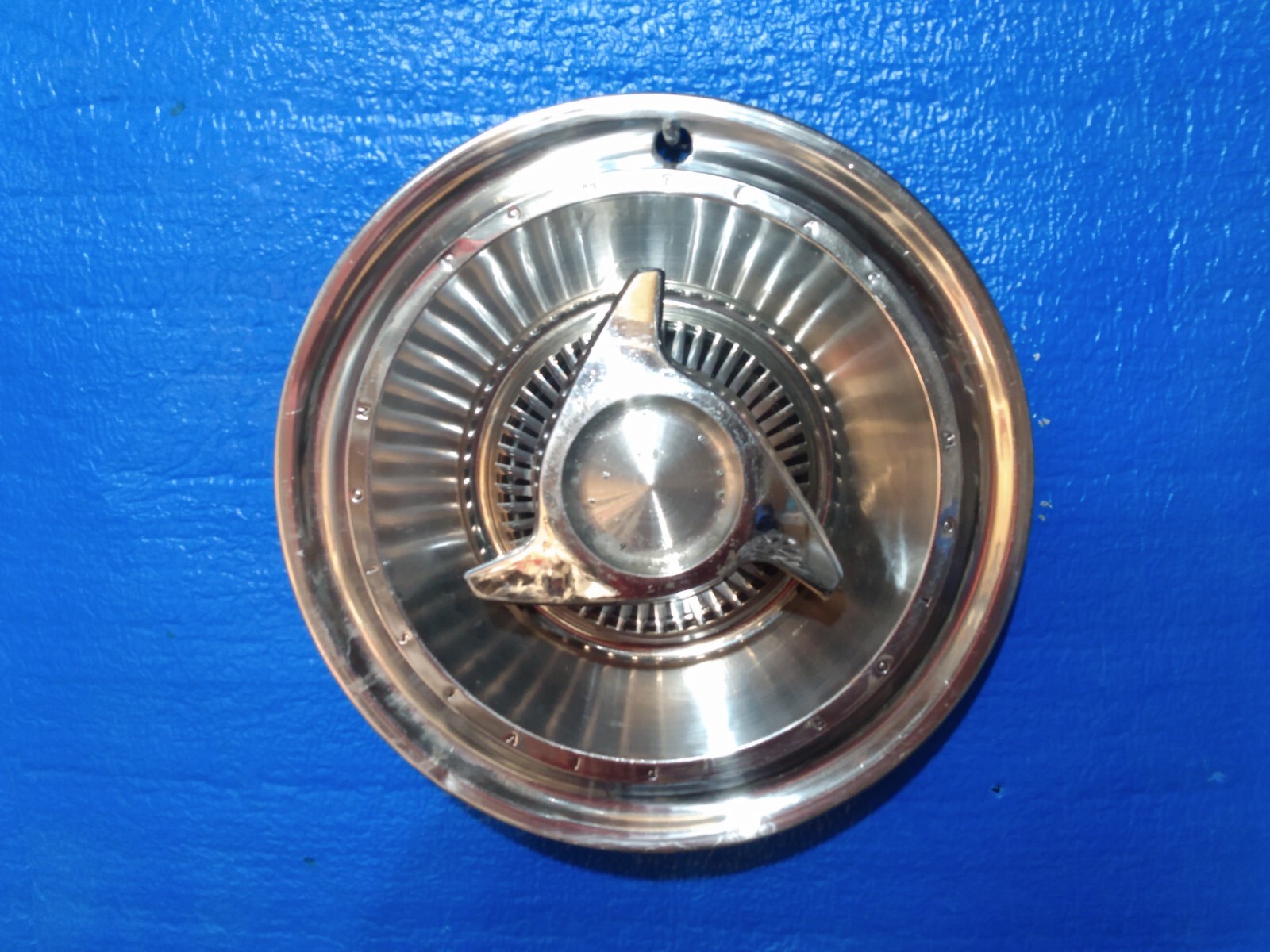 1963 63 Pontiac Bonneville Hubcap Rim Wheel Cover Hub Cap 14" USED Y9 ...