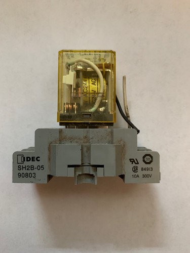 IDEC SH2B-05 RELAY 300V | eBay
