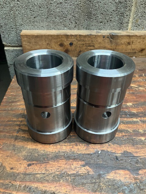 Cat 305 mini excavator bucket pin boss bushings 45mm weld in (Includes ...