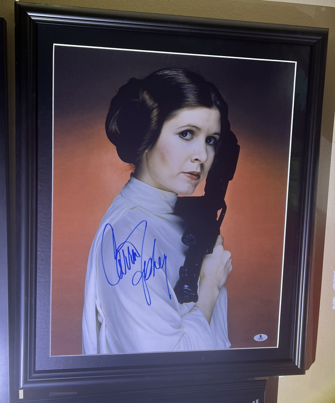 Carrie Fisher Autographed Signed Star Wars Princess Leia Photo Custom ...