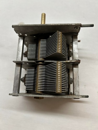 Air Variable Capacitor, 2 Gang, 613pF and 599 pF, Air Gaps ~0.35mm ...