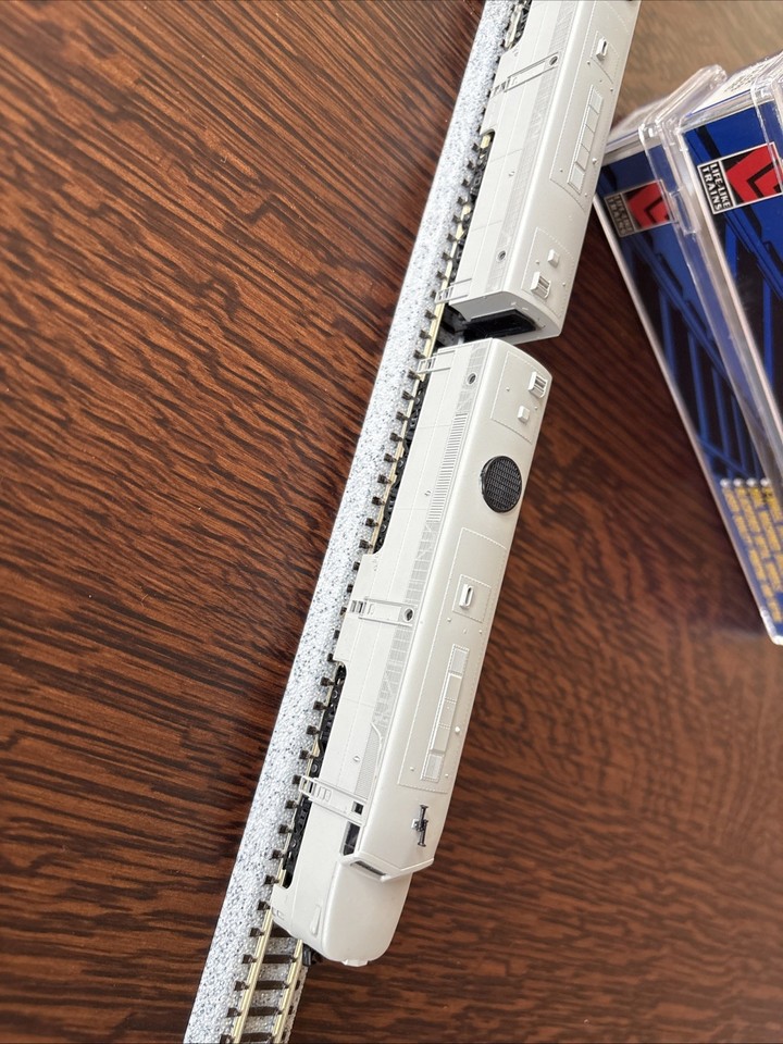 Life Like N scale Undecorated PA/PB Set | eBay