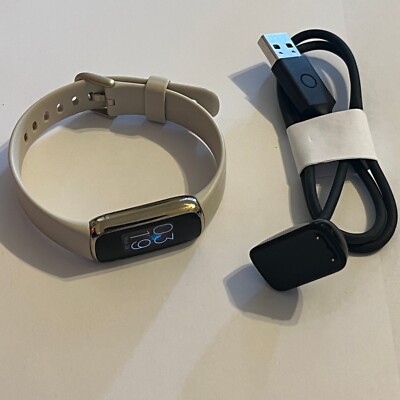 Fitbit Luxe - Fitness Activity Tracker FB422 w/ Heart Rate Monitor Soft ...