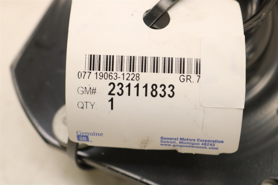 NEW OEM GM Front Suspension Strut Mount 23111833 Traverse Acadia ...