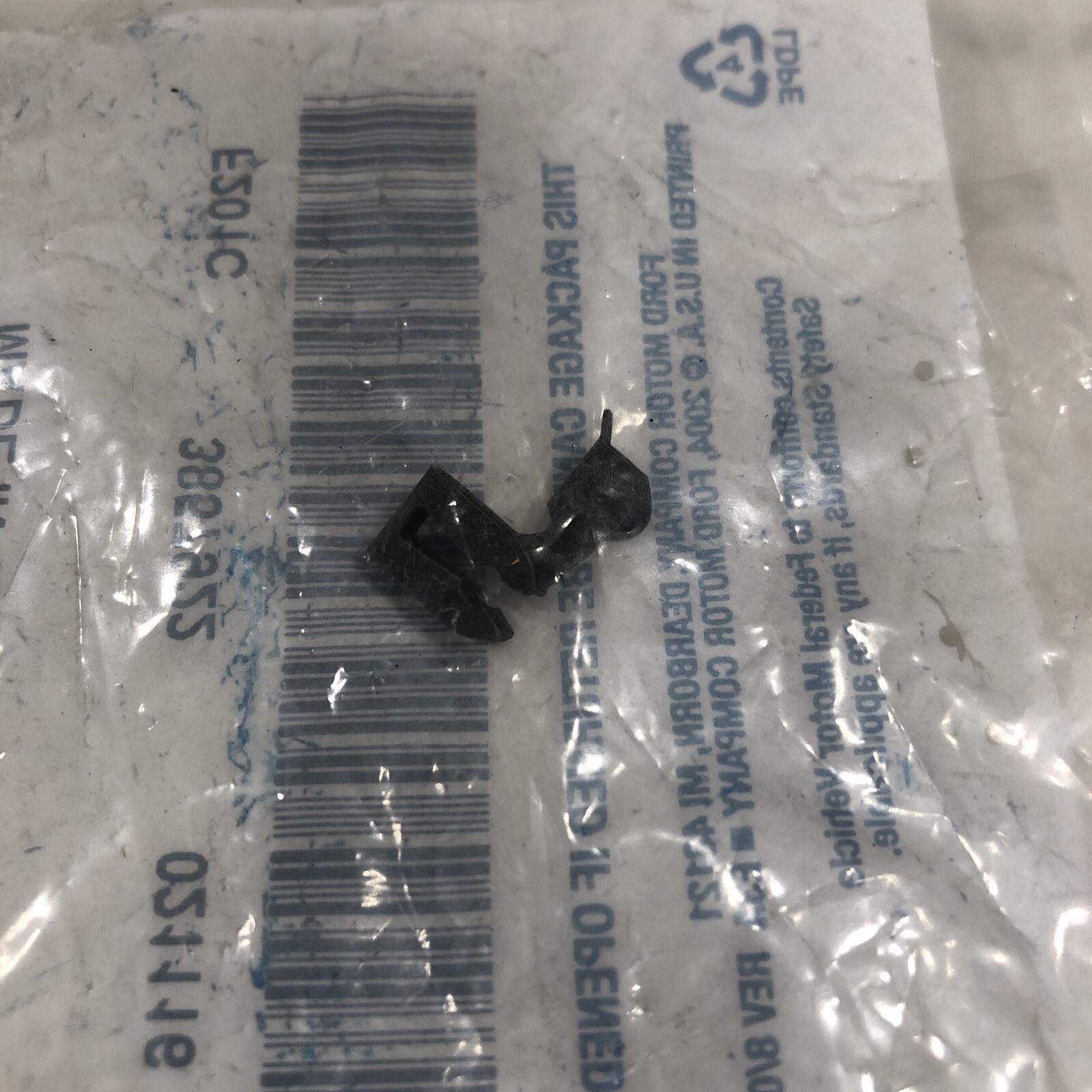 Ford OEM Door Lock Rod Clip W700903S309M NOS | eBay