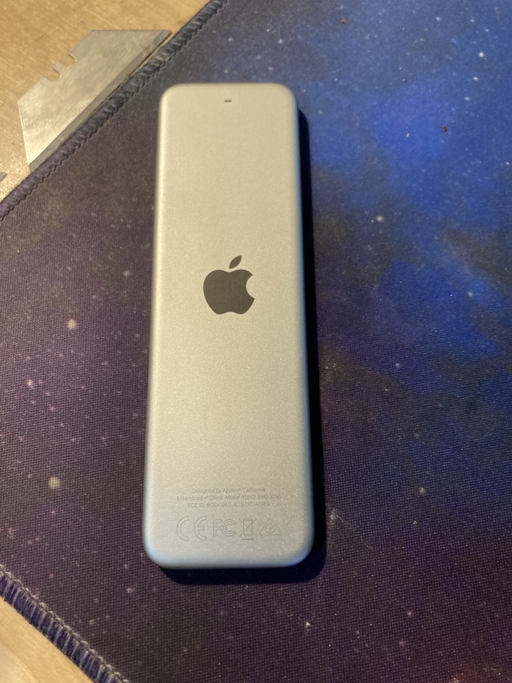 Apple TV Remote Control Model A1962 - USED | eBay