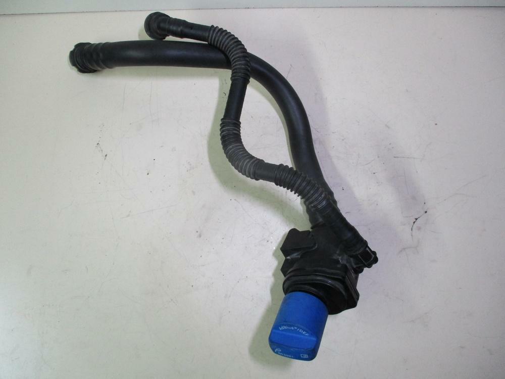 2Q0131965B TUBO SERBATOIO LIQUIDO ADDITIVO ADBLUE SEAT ARONA 1.6 TDI 70 ...