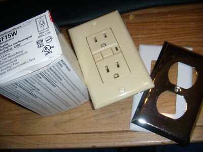 2 GFCI New Cooper VGF15W 15-Amp 125-Volt IVORY GFCI W/COVER | eBay