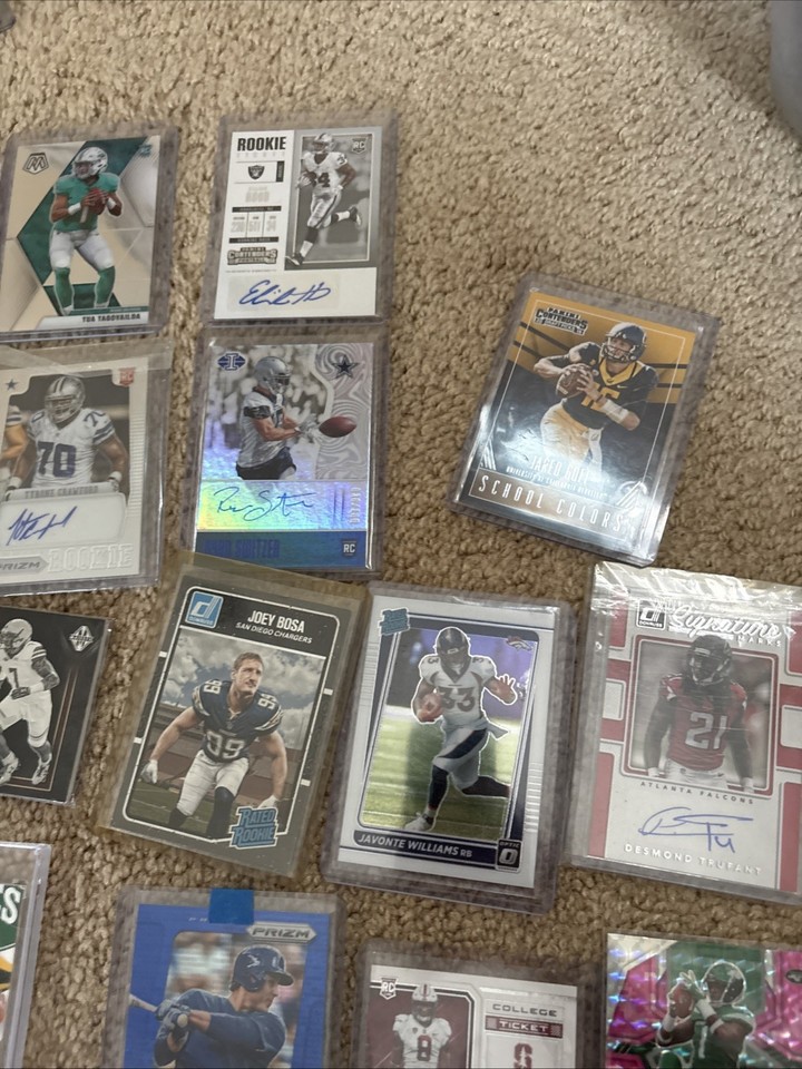 HUGE SPORTS CARDS LOT. SELLING COLLECTION Over 100 Cards 1/1s, Mahomes ...