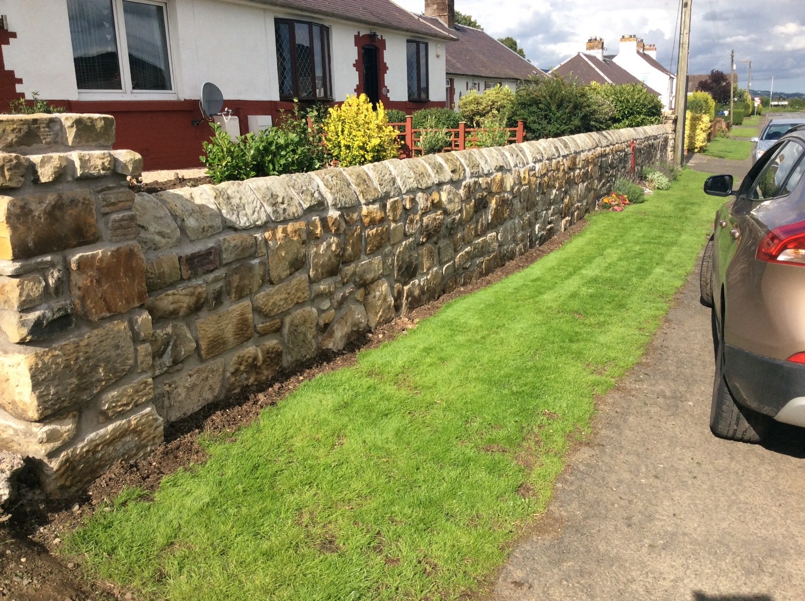 Blonde Scottish Dressed Reclaimed Sandstone ready to build | eBay UK