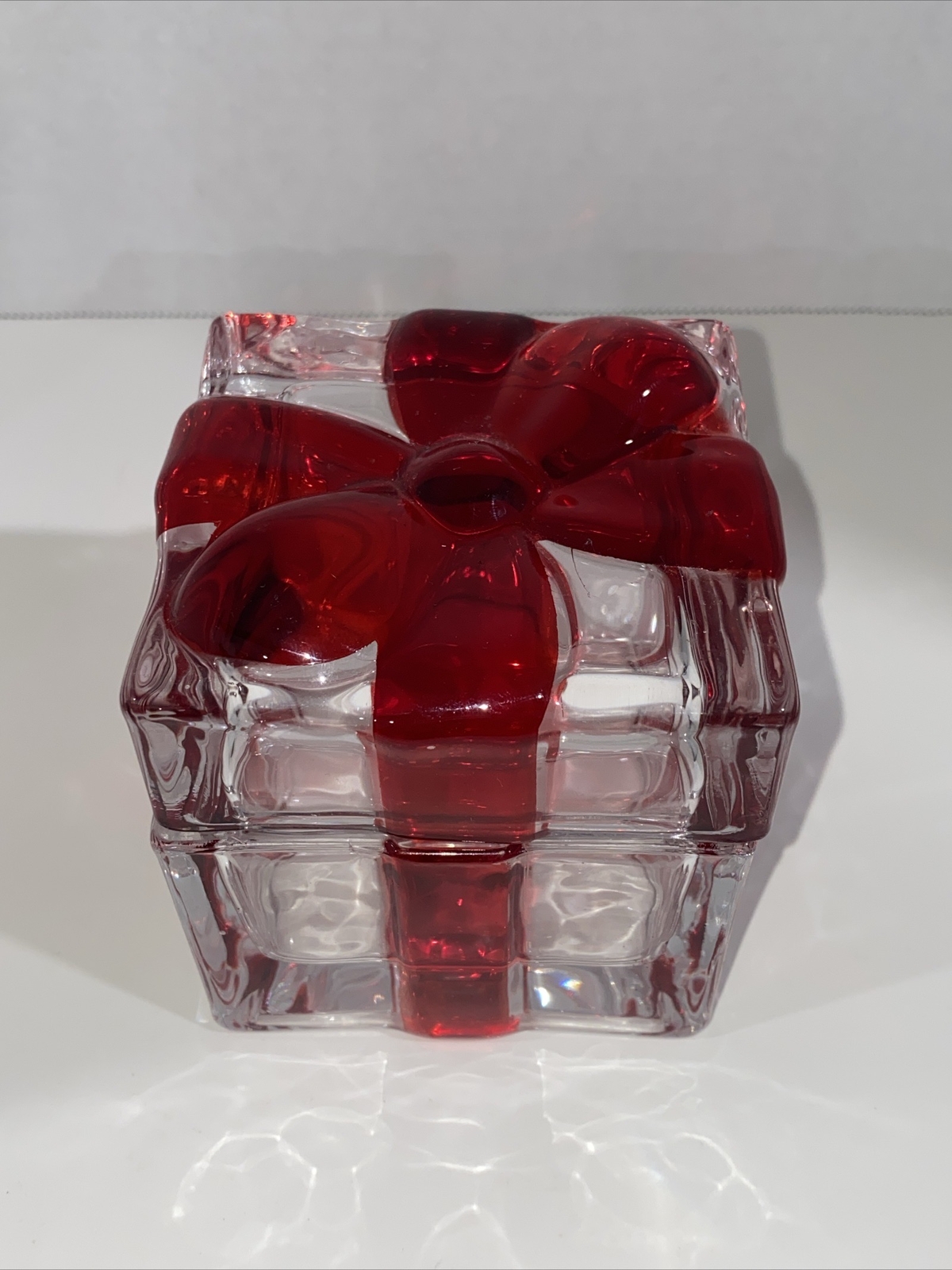 SHANNON BY GODINGER VALENTINE HOLIDAY GIFT BOX CLEAR w CRYSTAL RED BOW ...