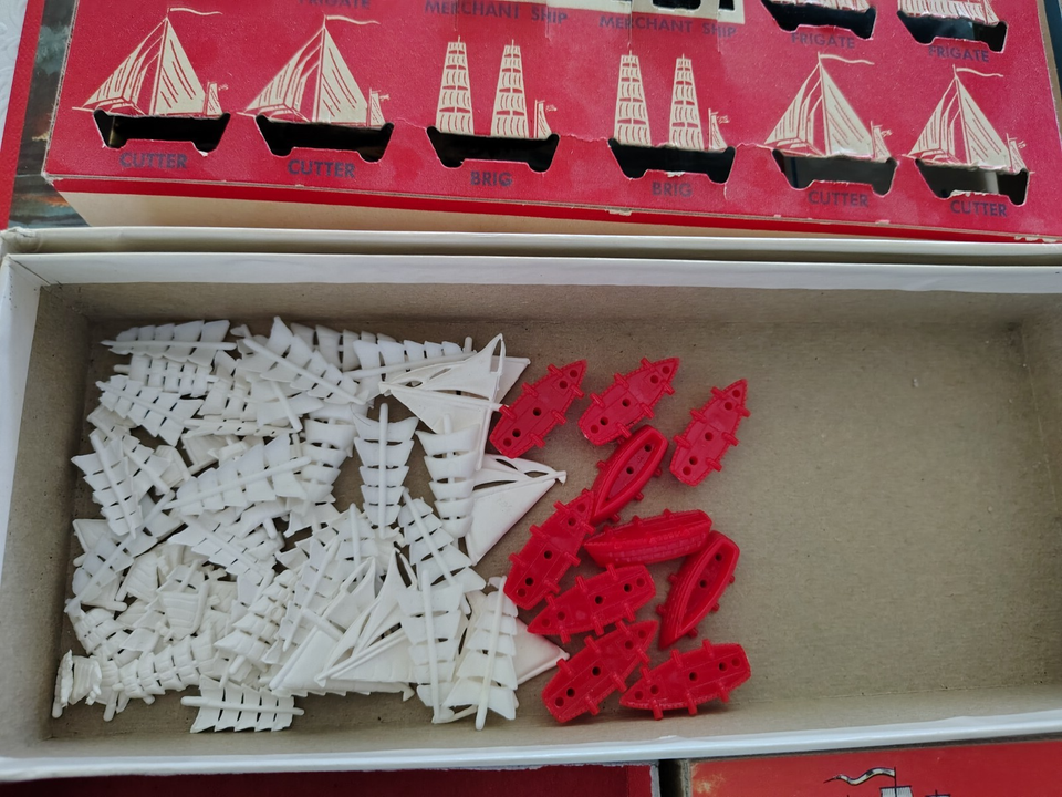 1962 AMERICAN HERITAGE BROADSIDE NAVAL BATTLE GAME - MILTON BRADLEY ...