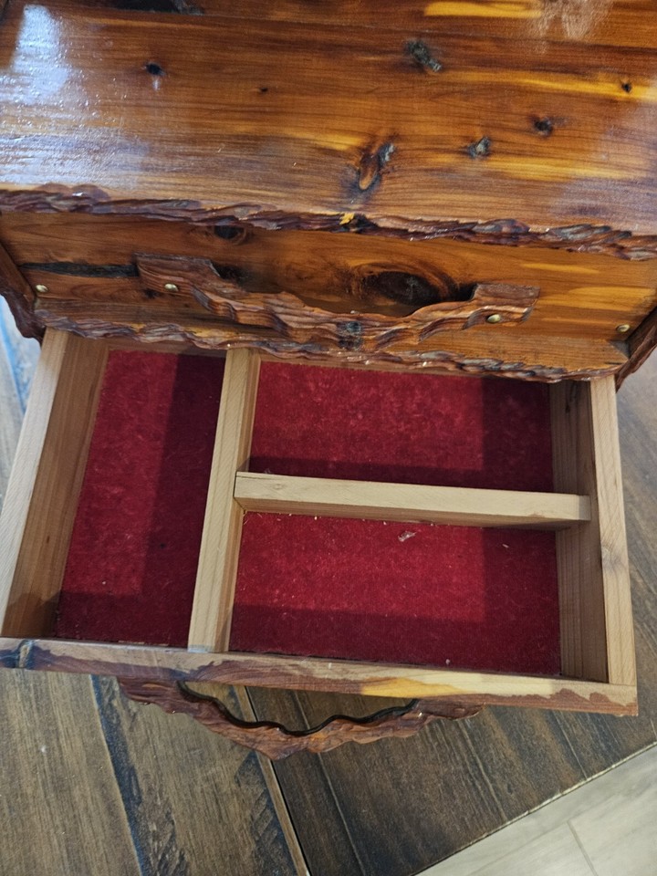 VINTAGE GEORGE C BROWN & CO INC GREENSBORO NC CEDAR BOX Cabin Decor | eBay