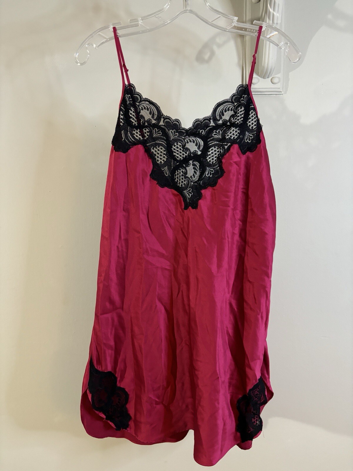 VTG VICTORIA’S SECRET Red Silky Slip Dress L Gold La… - Gem