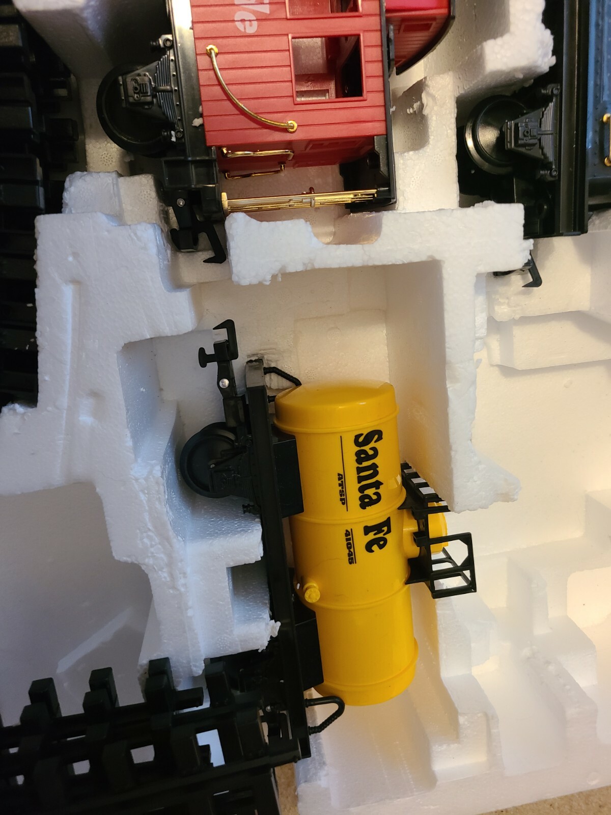 EZTEC Grand Canyon Express Wireless Remote Control G Gauge 40pc Train ...