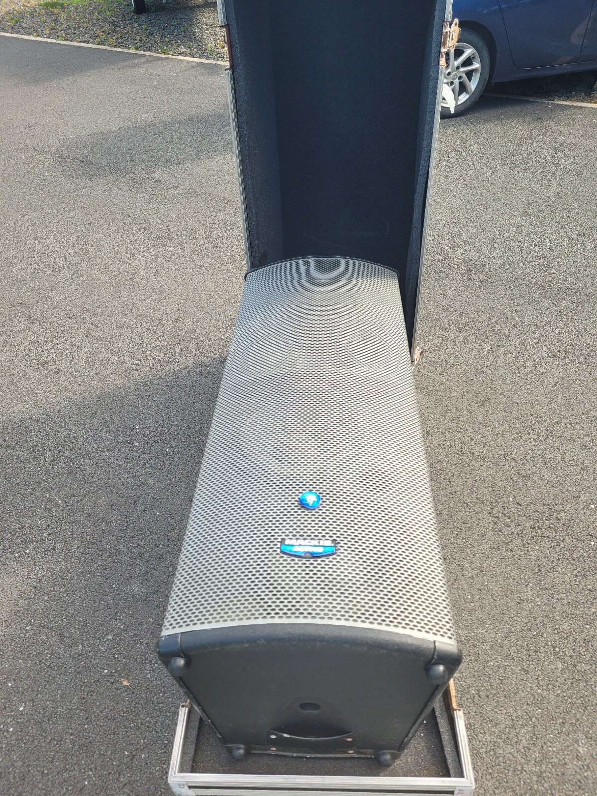 MACKIE SA1232Z SPEAKER with RCF drivers EAW amp modules and Flight Case ...