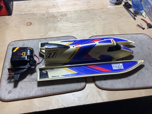 Kyosho WaveMaster Tunnel Hull RC Boat Dolphin Outboard | eBay
