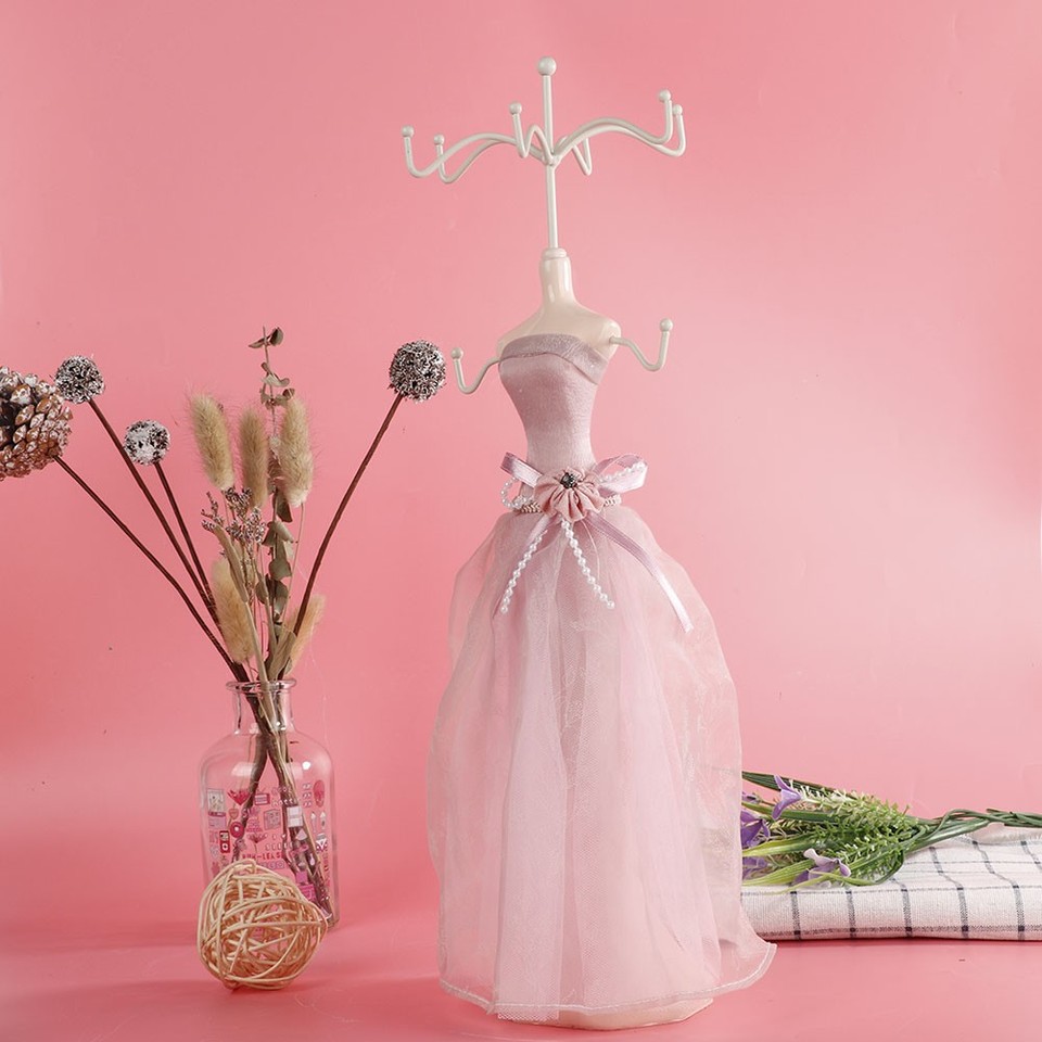 Model Dress High Heeled Shoes Earring Necklace Ring Jewelry Holder ...