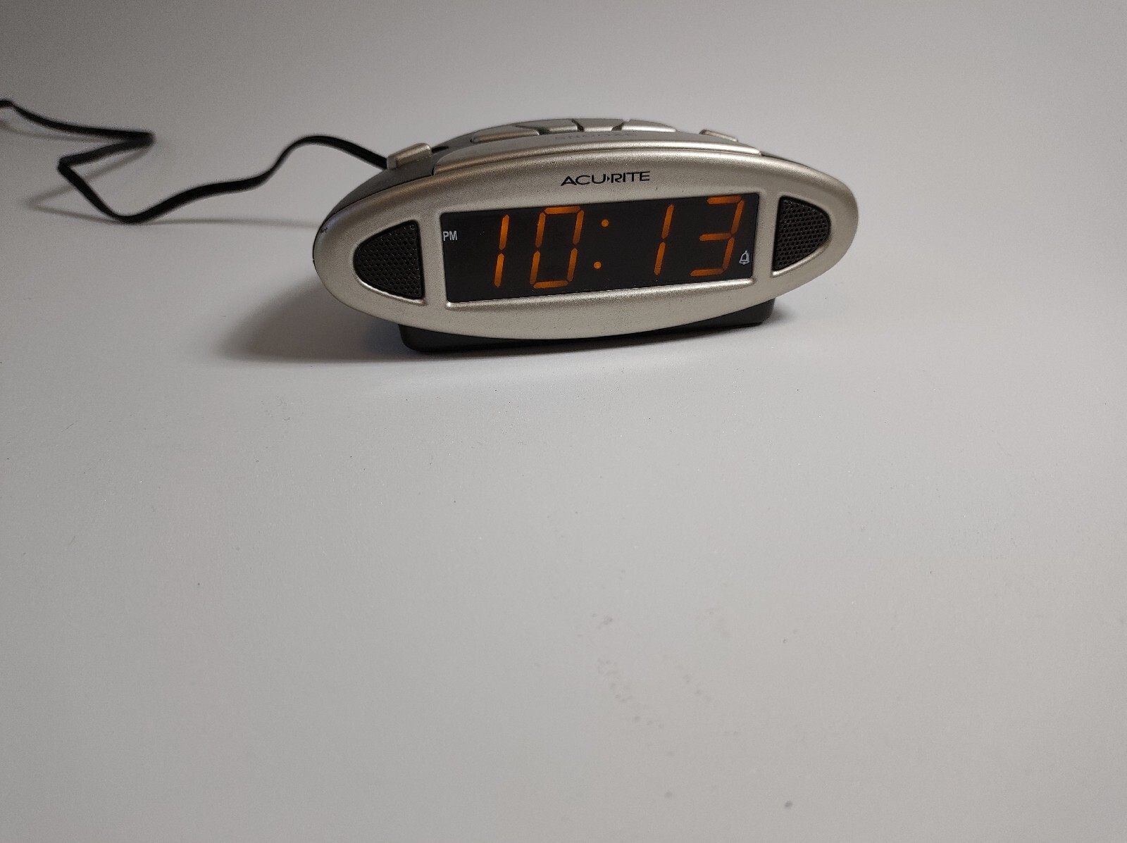 Acu-rite Model 13027 Digital Alarm Clock no radio easy to set & use ...