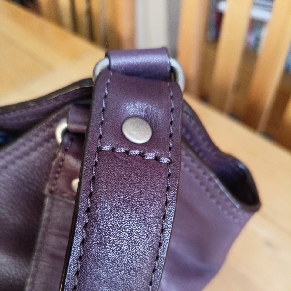 White Stuff Medium Plum Leather Shoulder Bag 35 cm x 27 cm x 10 cm ...