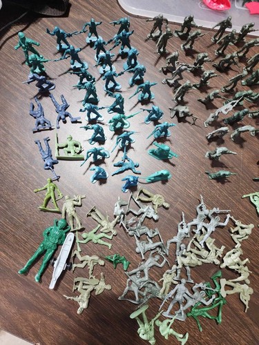*Vintage* Huge Lot Of Army Military Men With Accesories | eBay