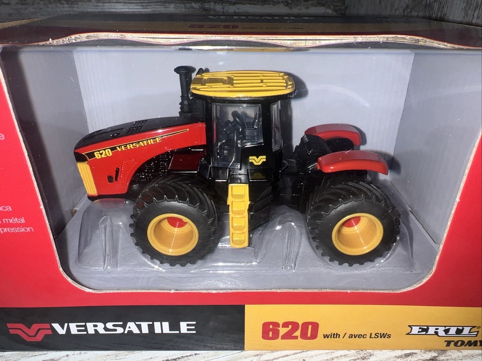 1/64th Scale Versatile 620 4wd Tractor With LSW Tires Ertl Die-Cast ...