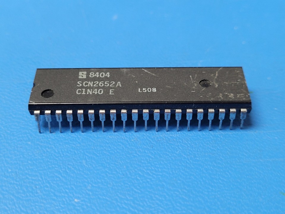 (1 PC) SCN2652AC1N40 SIGNETICS Serial IO/Communication Controller, MOS ...