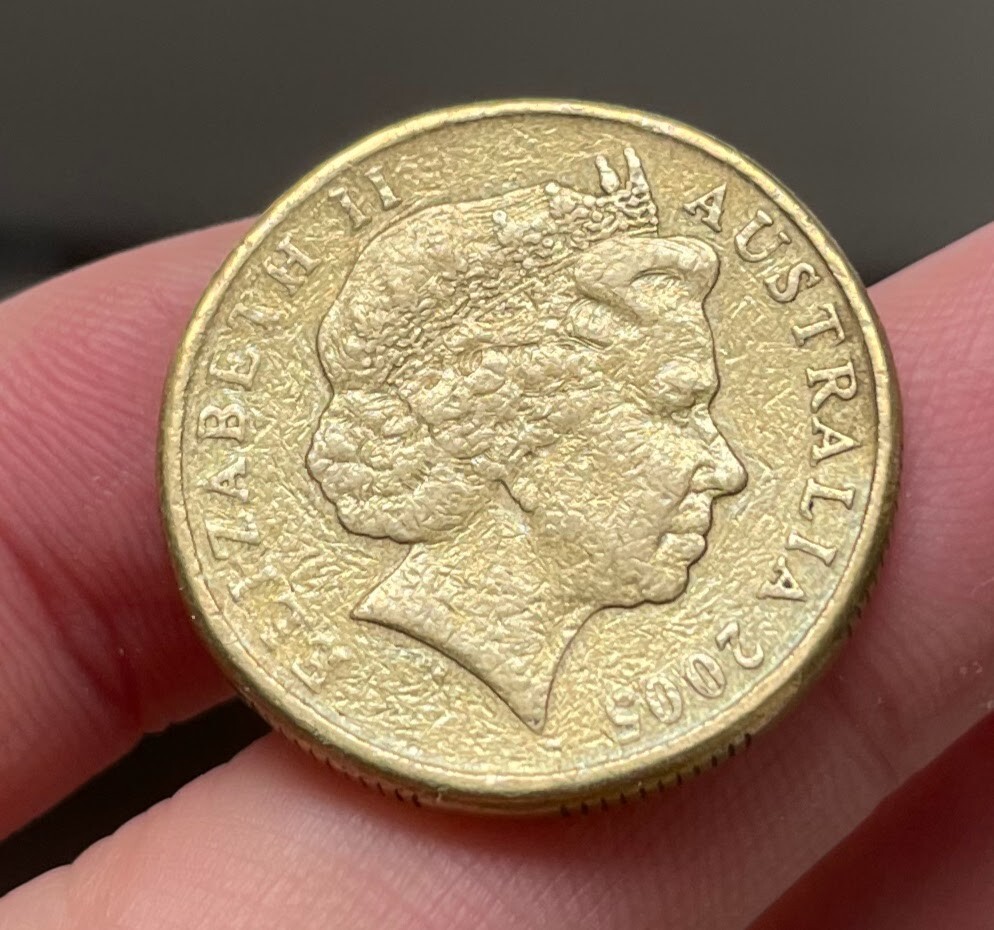 Australia 2005 $1 One Dollar Coin with Dancing Man - World War 1939 ...