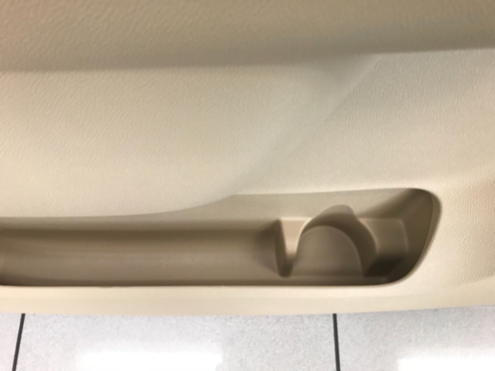 OEM GM Front Left Interior Door Trim Panel 84127287 | Cashmere ...