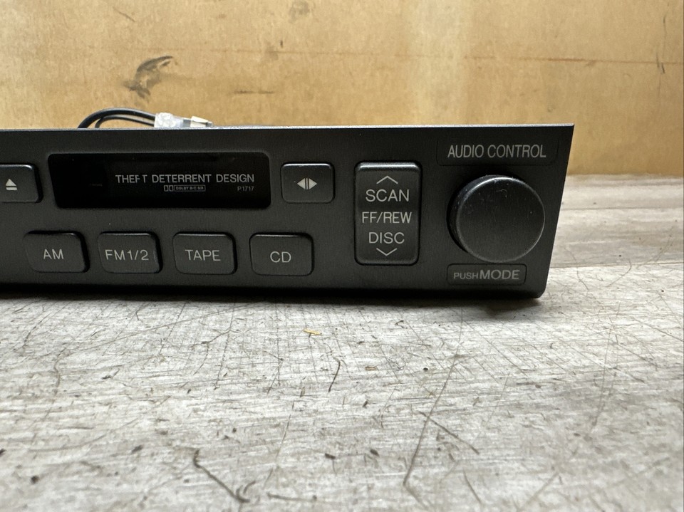 8612050541 I 1998 - 00 Lexus ls400 AM FM Radio Tape CD Disc Player ...