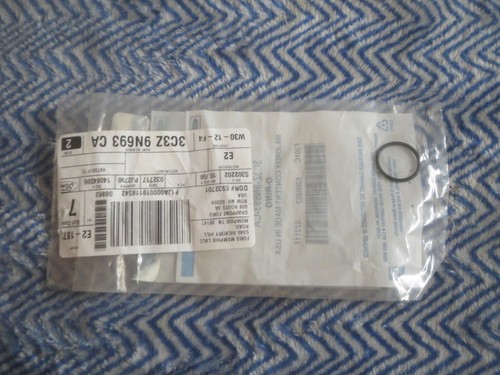 NOS FORD HARDWARE ONE O-RING PART NUMBER 3C3Z-9N693-CA NEW | eBay