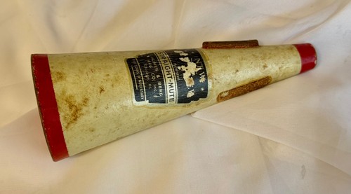 40s HUMES & BERG CHICAGO Trumpet straight mute.. great jazz mute!!! Ray ...
