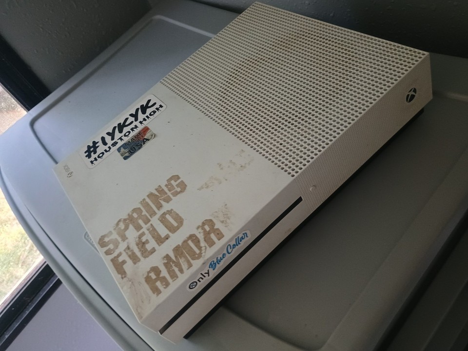 Microsoft Xbox Series One S Video Game Console with Wireless Controller ...