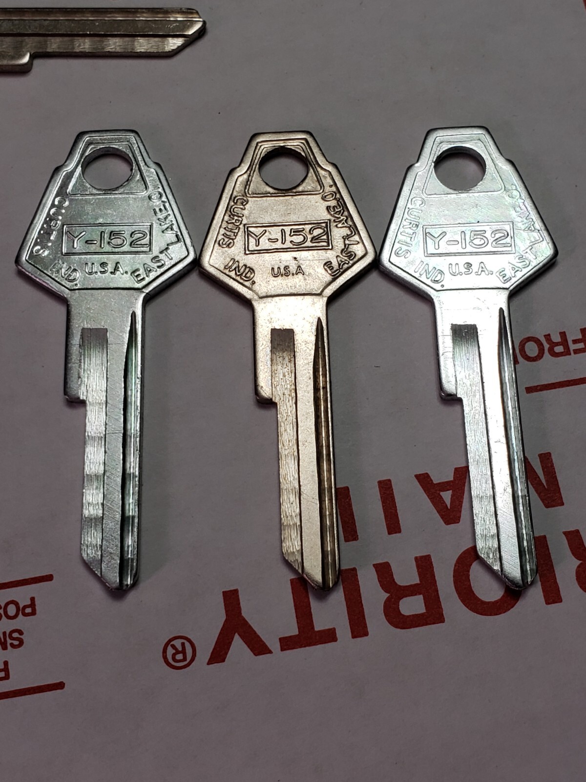 2 SETS OF 3X NOS CHRYSLER Y-152 KEY BLANKS 1970S-80S DODGE PLYMOUTH lot ...