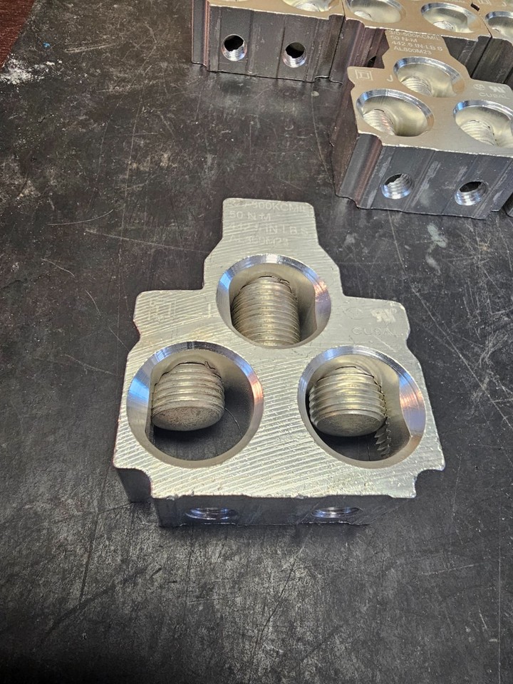 12PC SQUARE D AL800M23 ALUMINUM TEE LUG, 3/0 500KCMIL 50 N-M | eBay