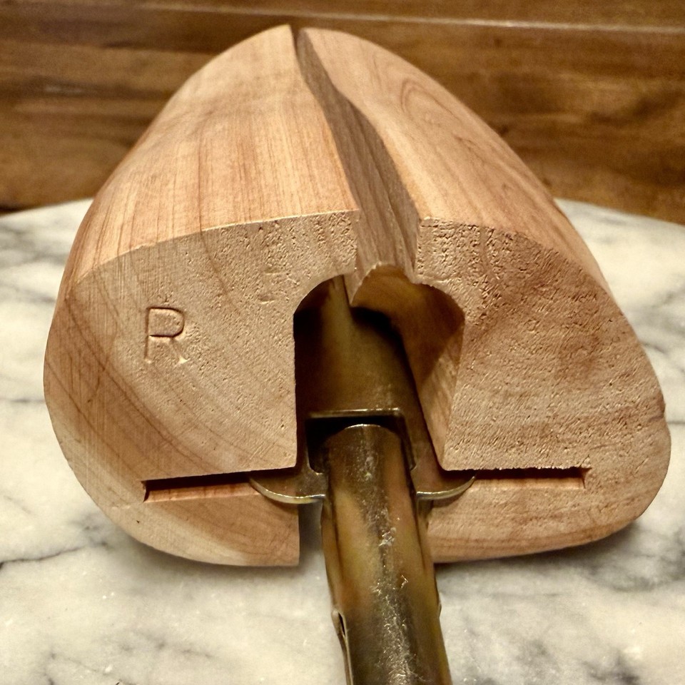 NEW! Nordstrom Men Sz L Large Cedar Wood RIGHT Shoe Tree ~ Made in USA ...