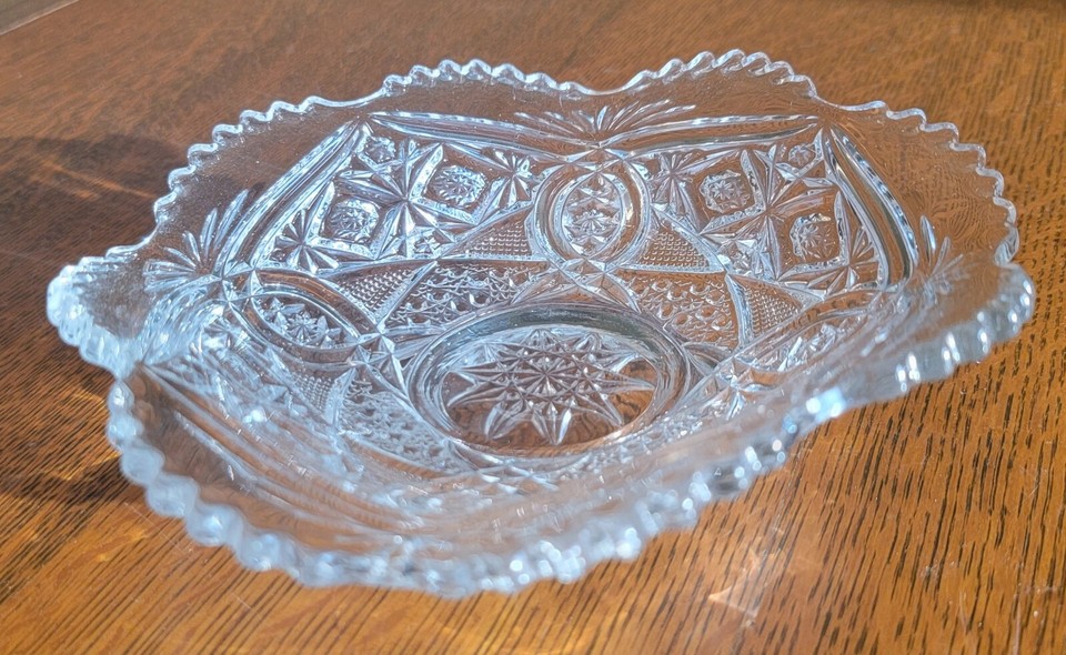Vintage Star And Pineapple 7" Wavy Edge Cut Glass Bowl | eBay