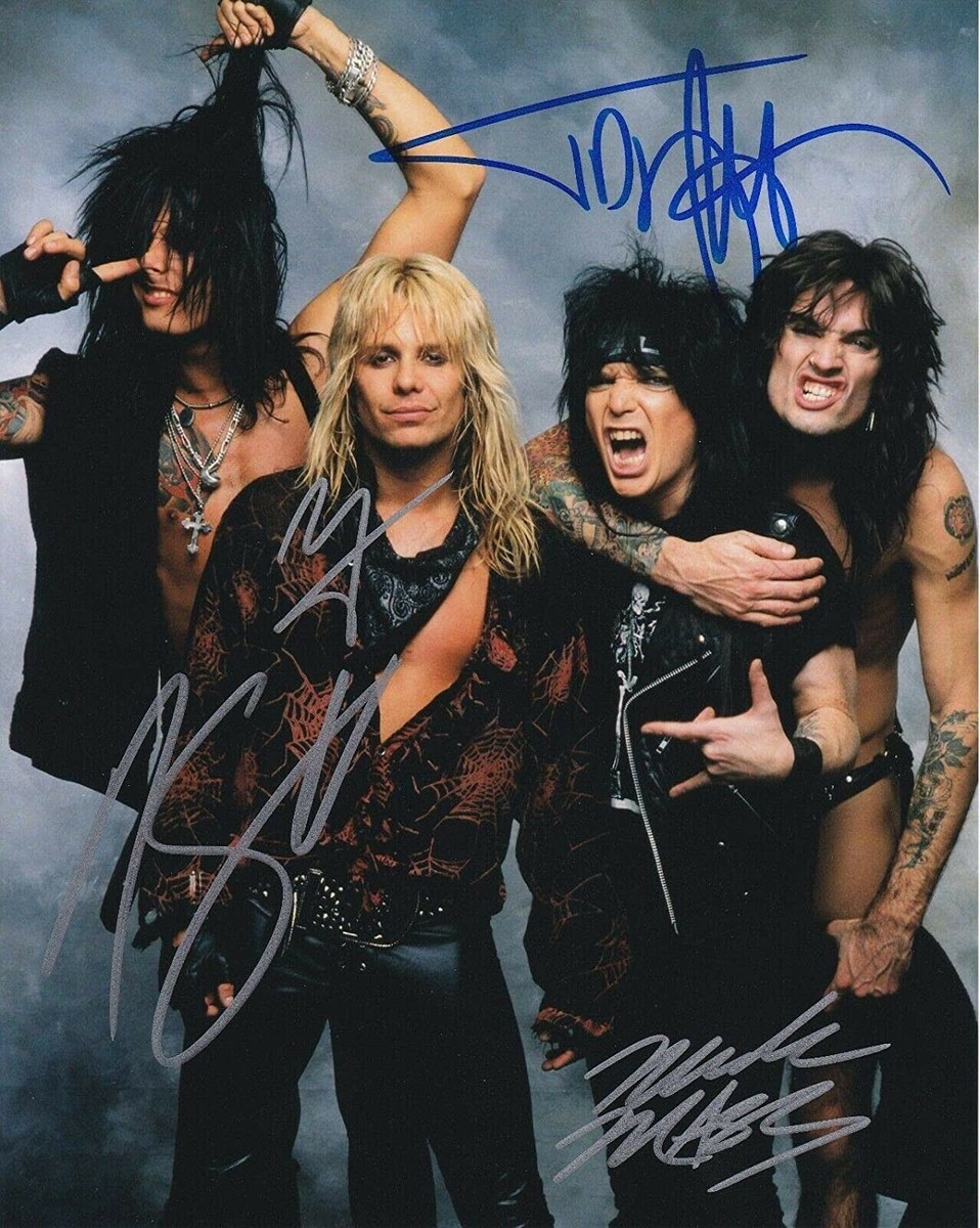 Motley Crue 1985