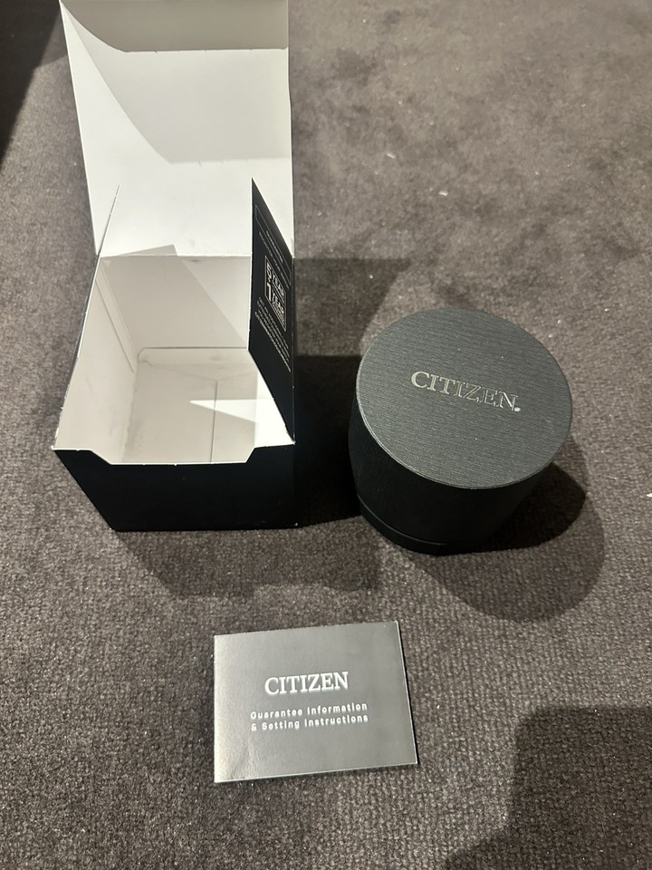 Citizen Eco-Drive Black Round Watch Box | eBay UK