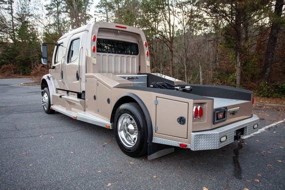 2015 Freightliner M2 Sport Chassis | eBay