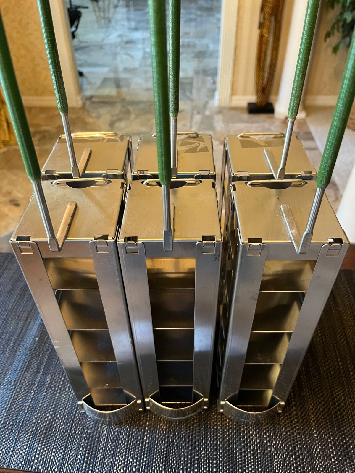 Cryogenic 2" Square Rack For MVE XC 47/11-6 and MVE Cryosystem 750 Tank ...