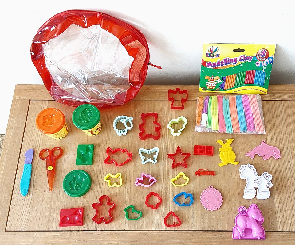 Modelling Clay Set with Cutting Tools/Moulds/Pots & Storage Bag | eBay UK