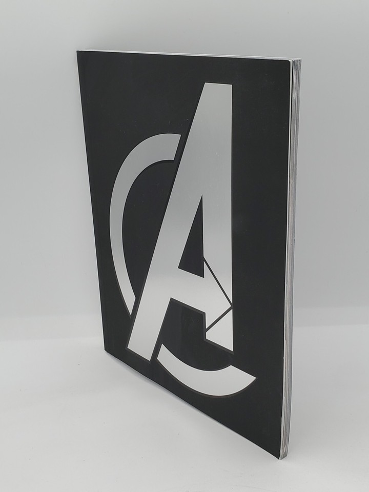 Marvel The Avengers The Essential Guide Book 2018 Loot Crate DX ...